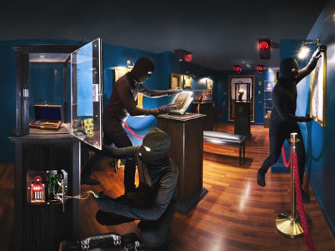 History and origin of Escape Rooms - Lock Academy Escape Paris Game